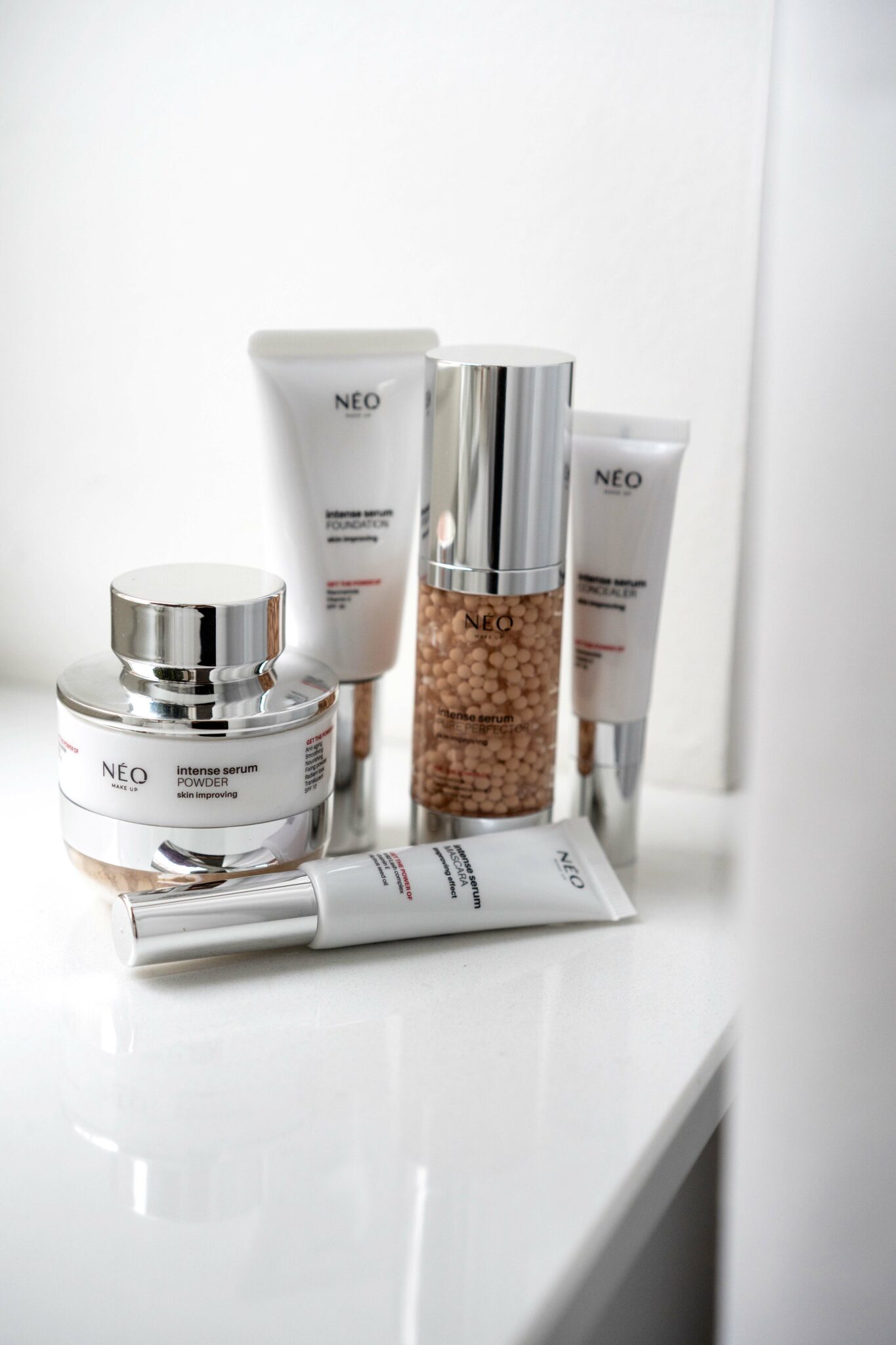 Die Neo Make Up Linie Intense Serum